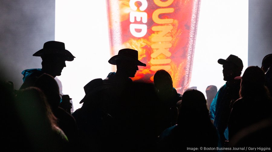 Chase, Dunkin' seek customer traction with “activations” at Boston ...