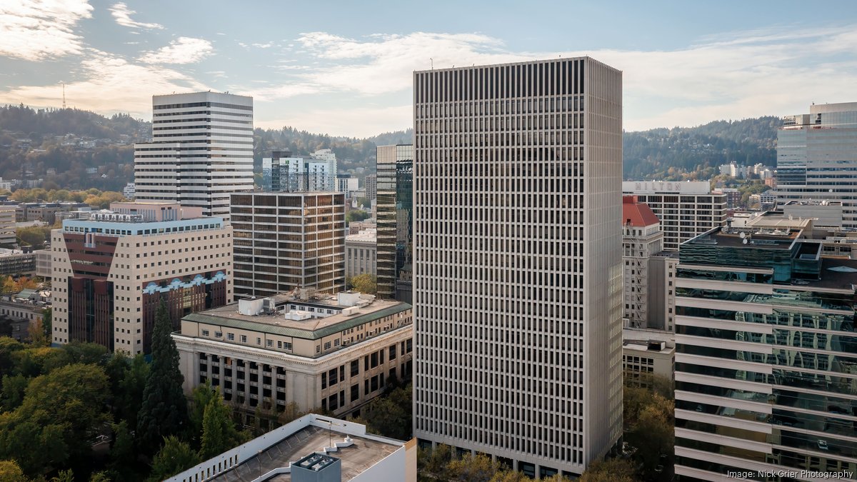 Lindsay Hart moves to The Standard tower with new lease - Portland ...