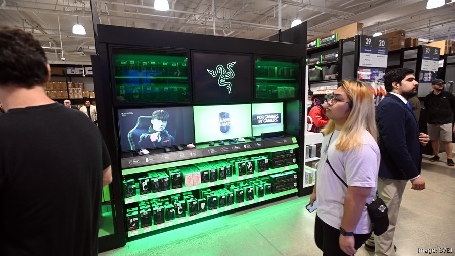 Micro Center tech store opens in Santa Clara - Silicon Valley Business ...