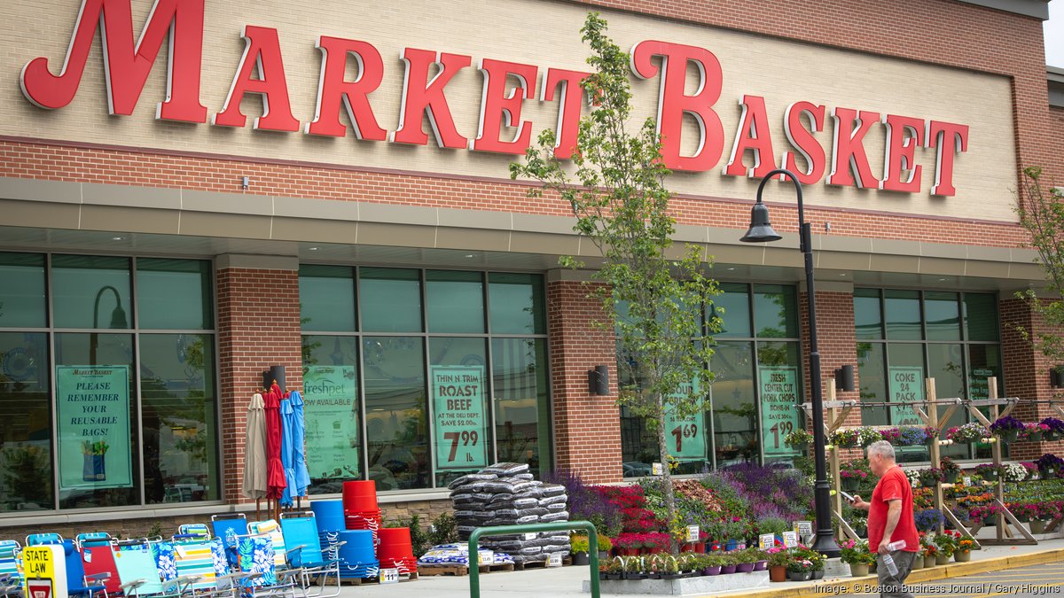 How deaths in Demoulas family altered Market Basket's trajectory ...