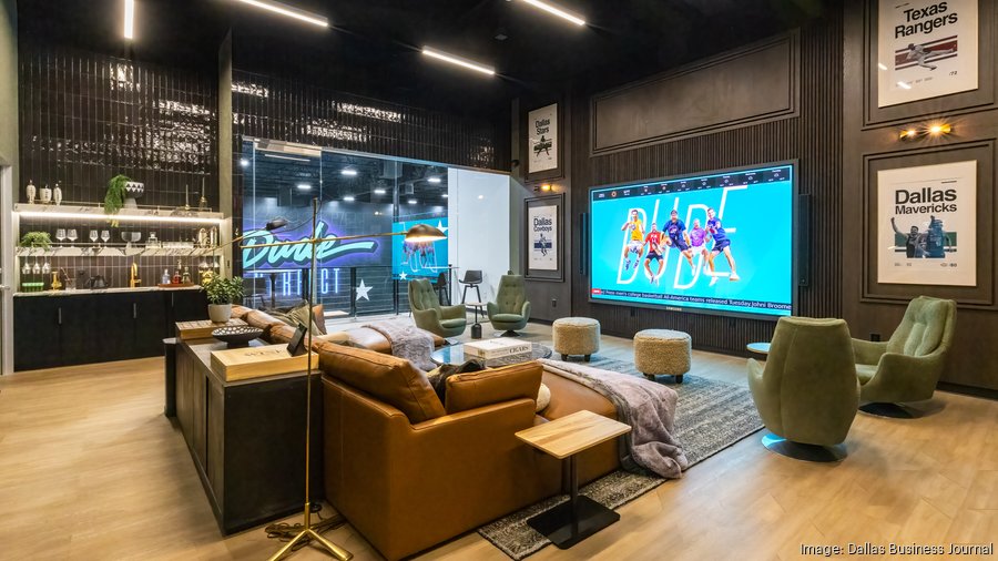 YouTube stars Dude Perfect open new headquarters featuring mini-golf ...