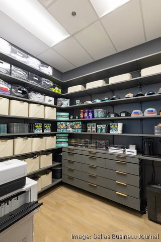 YouTube stars Dude Perfect open new headquarters featuring mini-golf ...