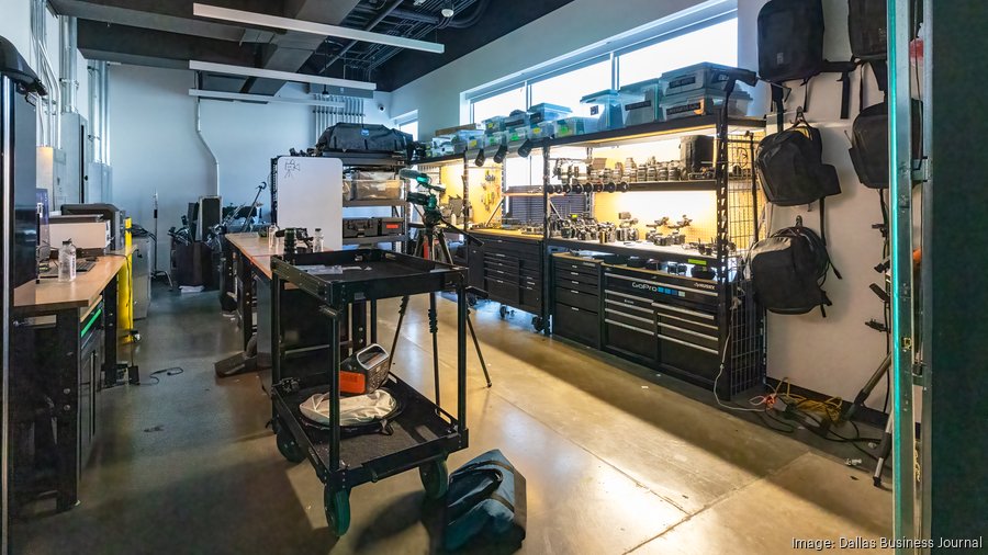 YouTube stars Dude Perfect open new headquarters featuring mini-golf ...