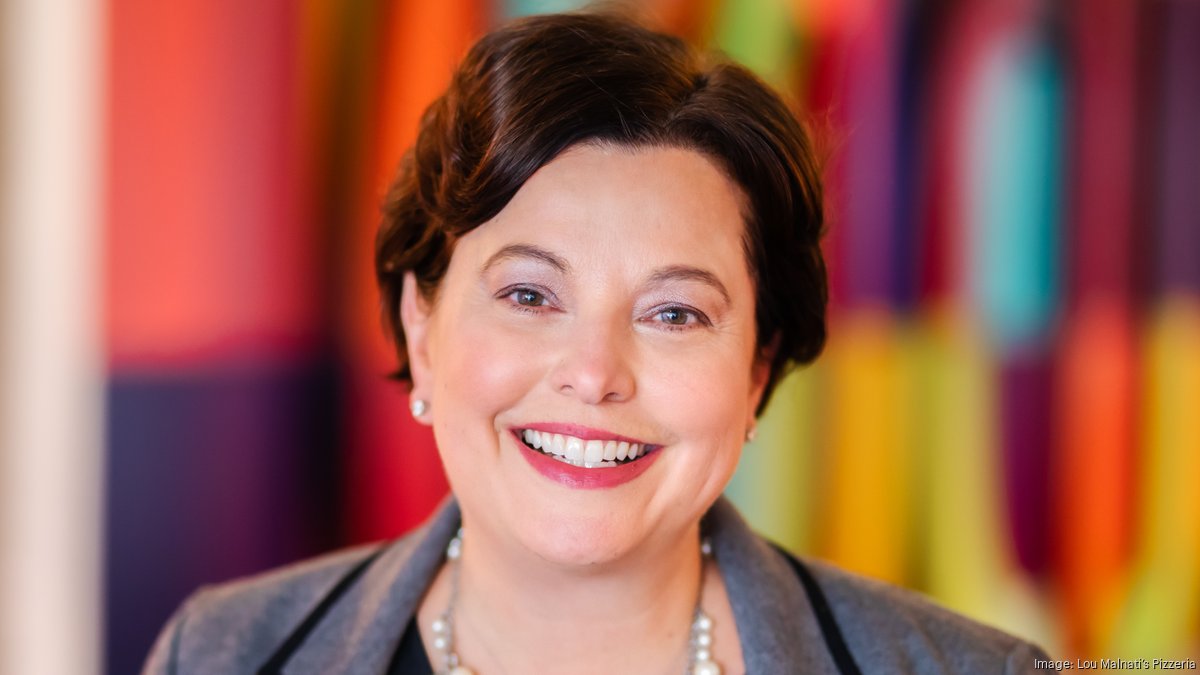 Lou Malnati's Pizzeria names Julie Younglove-Webb as new CEO - Bizwomen