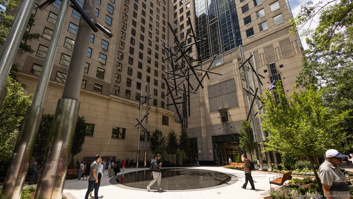 New uptown park celebrates civic legacy of retired BofA CEO - Charlotte ...