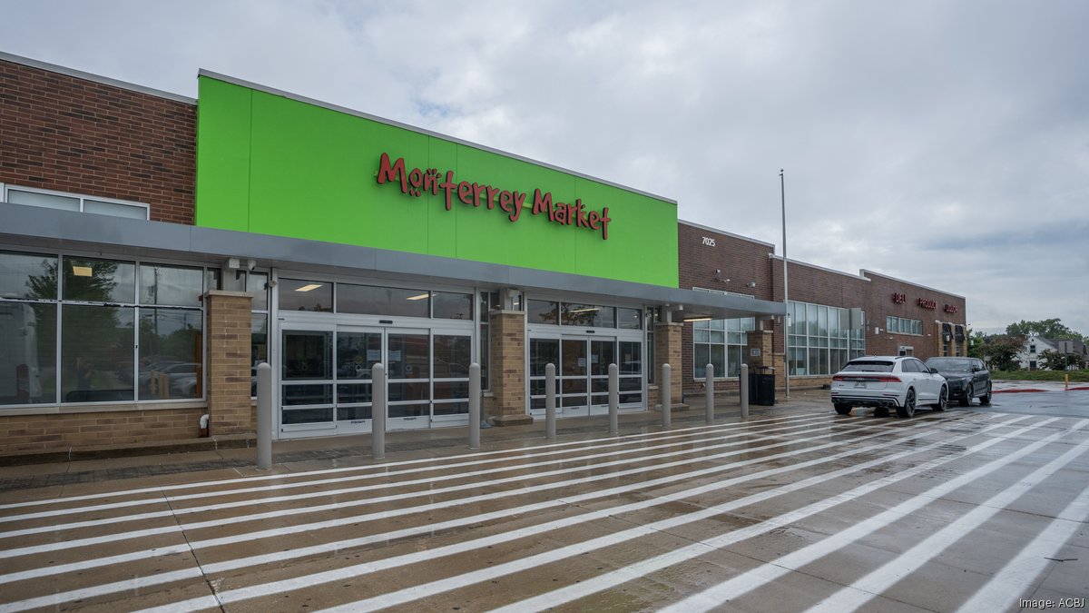 Monterrey Market opens its third Milwaukee grocery store - Milwaukee ...