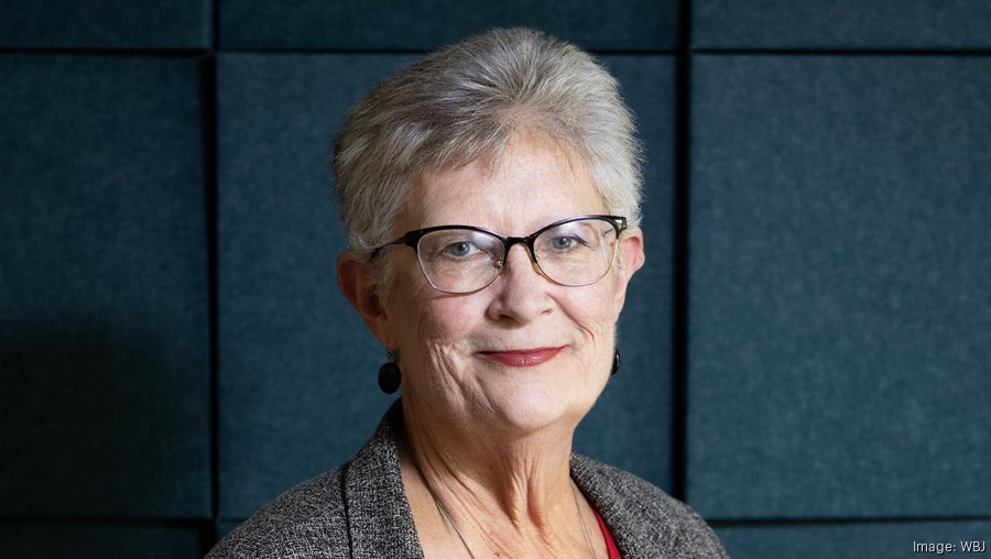 Hall of Fame: Cindy Miles - Wichita Business Journal