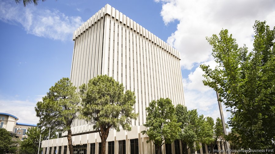 Wells Fargo tower to become mixed-use housing with $35M incentive ...