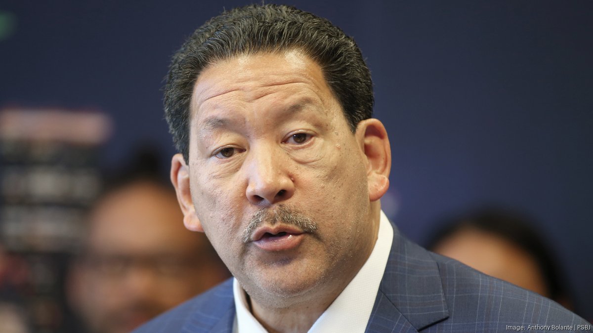 New police contract expands reach of Seattle crisis response team ...