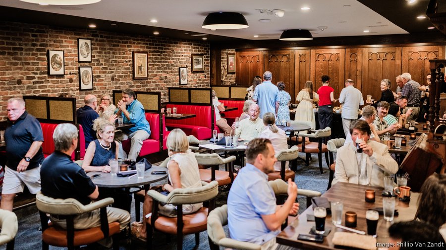 Maeve’s Tavern now open on Collierville Town Square - Memphis Business ...