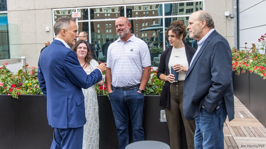 BNY Mellon unveils new Pittsburgh campus at 500 Ross Street ...