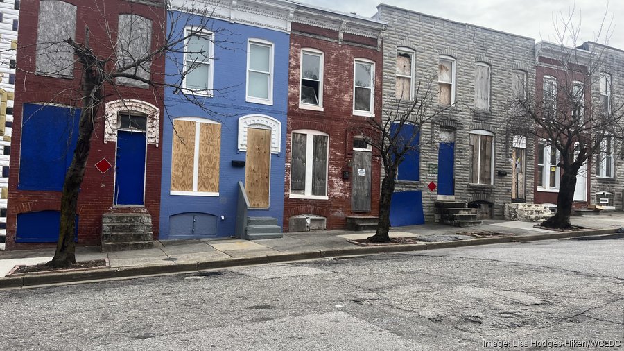 Vacant townhomes next to One Westport project poised for overhaul ...