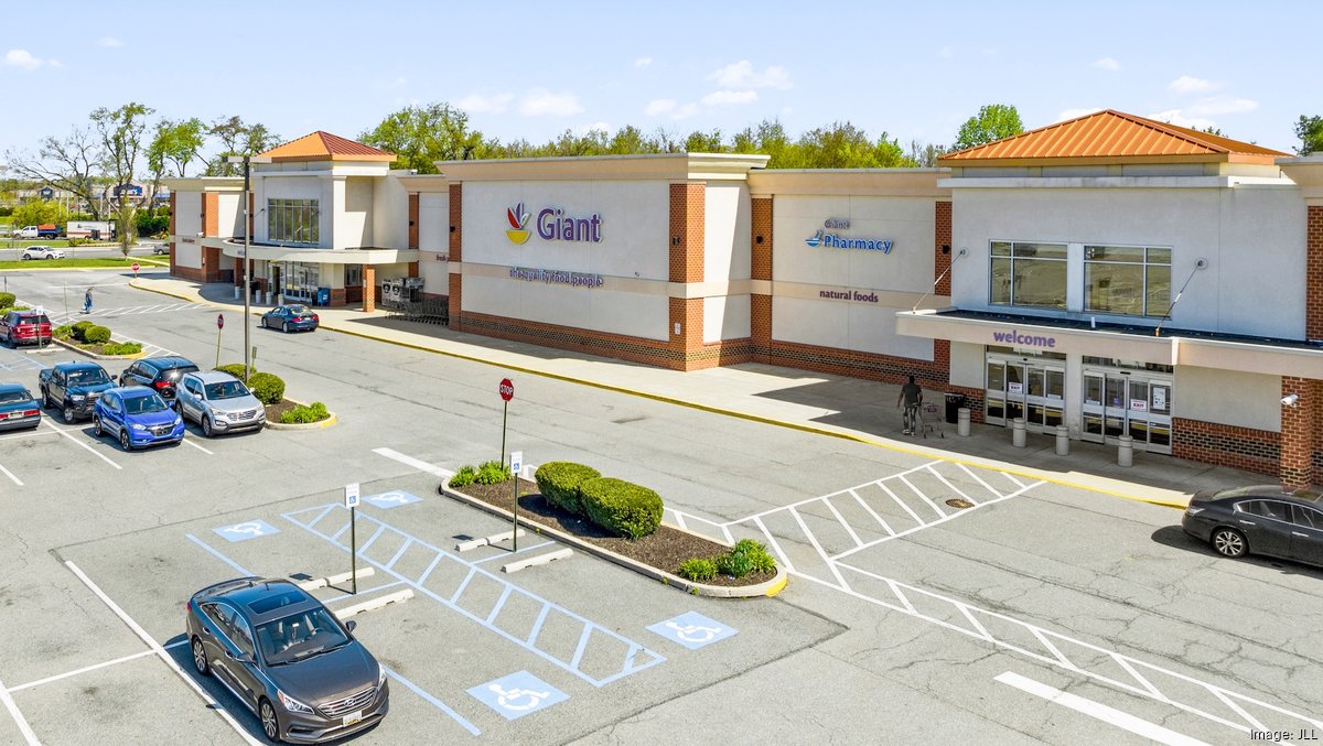 Giant-anchored Delaware shopping center sells for $30M - Philadelphia ...