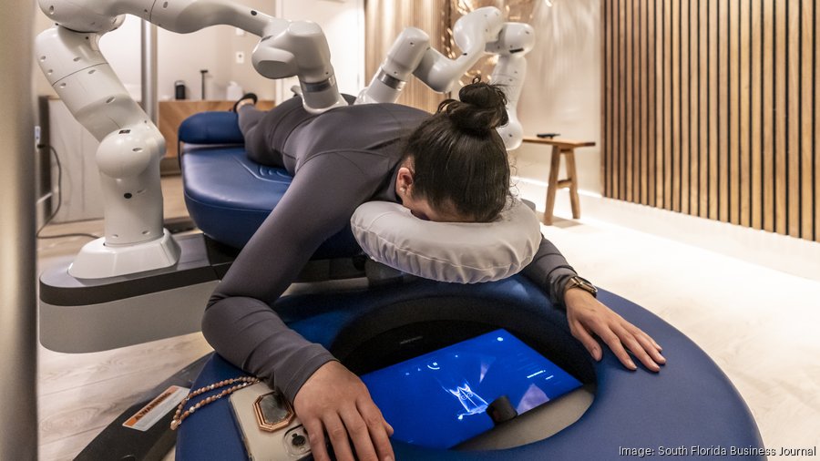 Robots reshape South Florida hospitality amid labor shortages - South ...