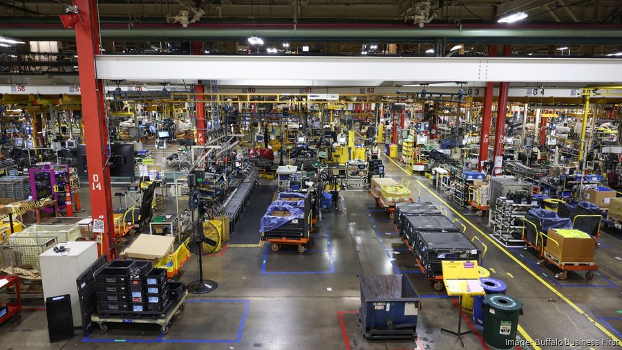 New leadership, $450M moves Cummins into future of trucking - Buffalo ...