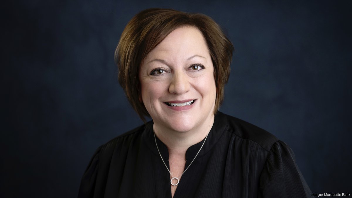 Marquette Bank names Elizabeth Harn as first female CEO - Bizwomen