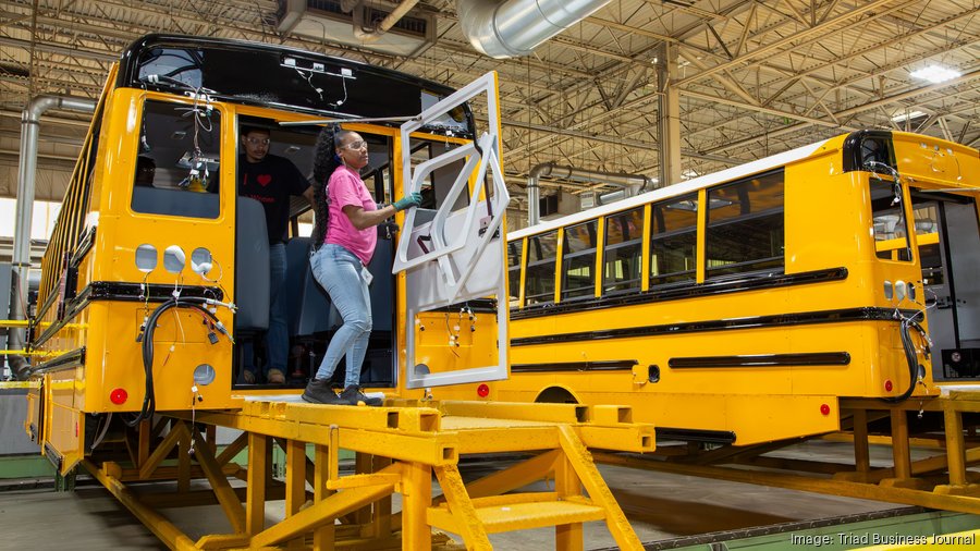 Thomas Built, Freightliner chassis maker unite under Daimler - Triad ...