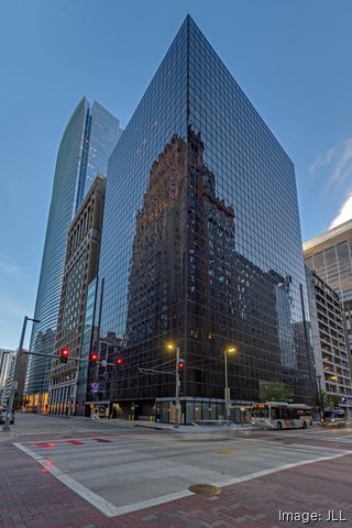 Struggling 801 Travis office tower downtown finds buyer - Houston ...