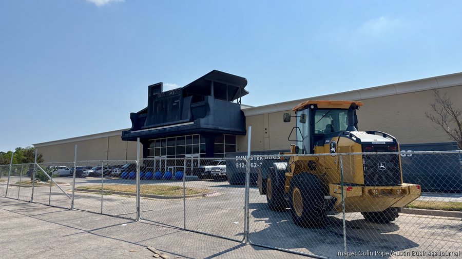 Micro Center could open in former Fry's Electronics Austin space ...