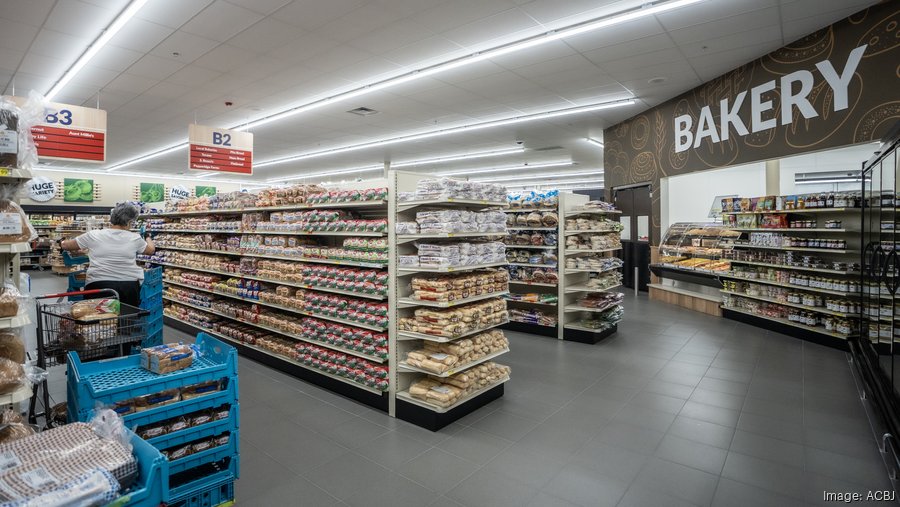 Woodman's Markets opens new Racine store in mall redevelopment ...