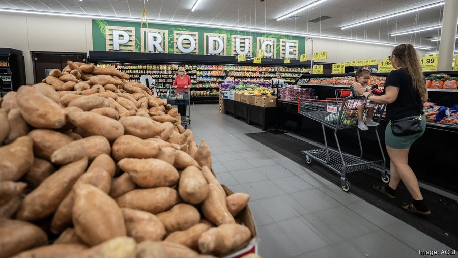 Woodman's Markets opens new Racine store in mall redevelopment ...