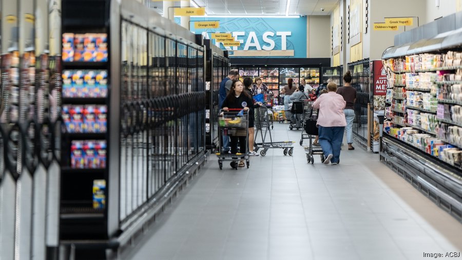 Woodman's Markets opens new Racine store in mall redevelopment ...