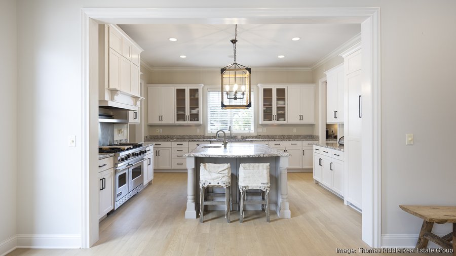 Ultimate New Albany party house listed for $3M - Columbus Business First