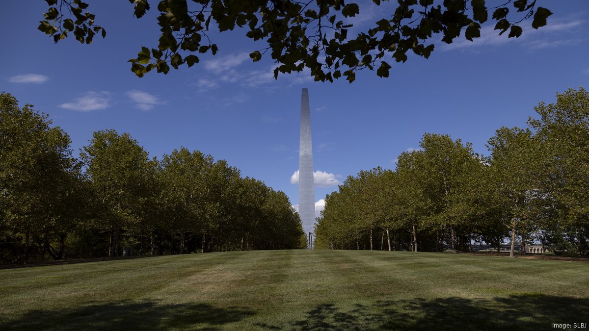 St. Louis buildings showcased as art in Book of Lists - St. Louis ...