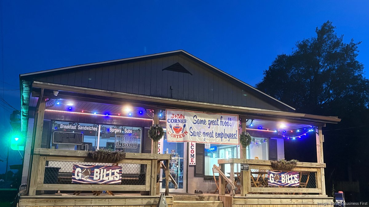 J&M's Corner Canteen opens in former Ava's Corner Café spot - Buffalo ...