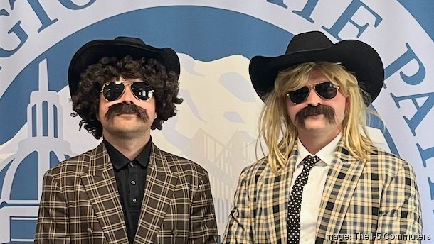 Social media stars turn Seattle commute into internet sensation - Puget ...