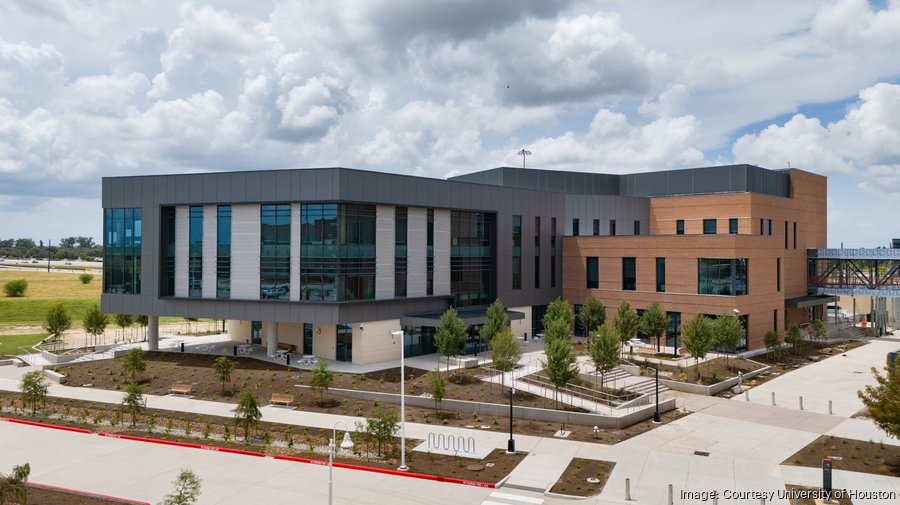 University of Houston opens new Sugar Land engineering building ...