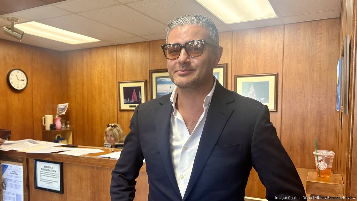 Aviation Mall's new owner explores ways to fill vacant space - Albany ...