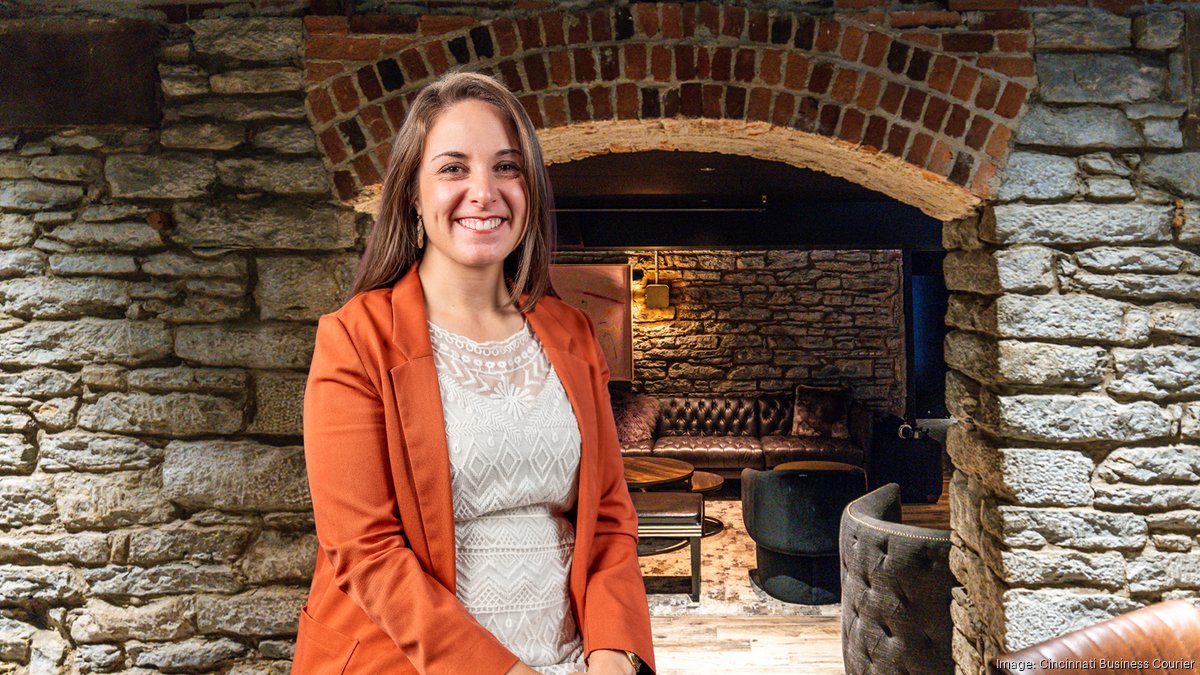 Forty Under 40 2025: Elizabeth Desrosiers - Cincinnati Business Courier