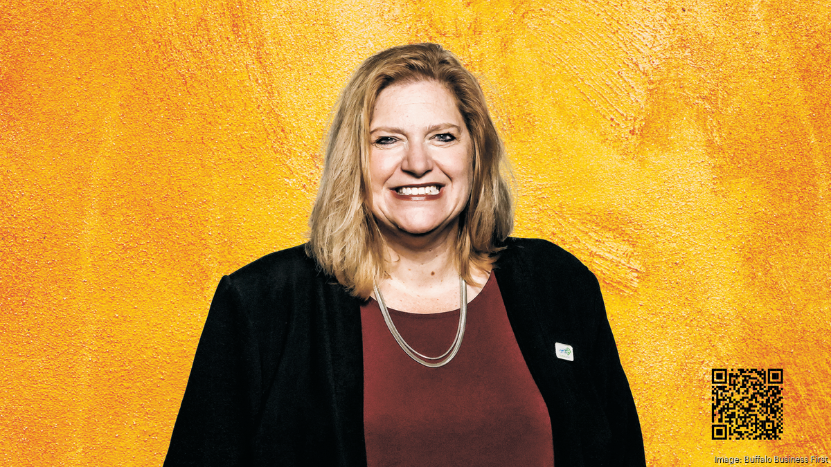 Lisa Smith, Buffalo Zoo - Buffalo Business First