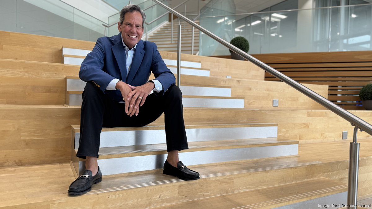 Stan Kelly earns Legacy Award for impact in Triad, at Wells Fargo ...