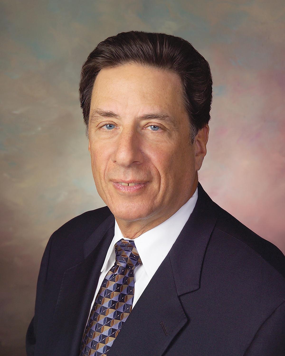 Wichita spine surgeon Alan Moskowitz to provide indigent care in Peru ...