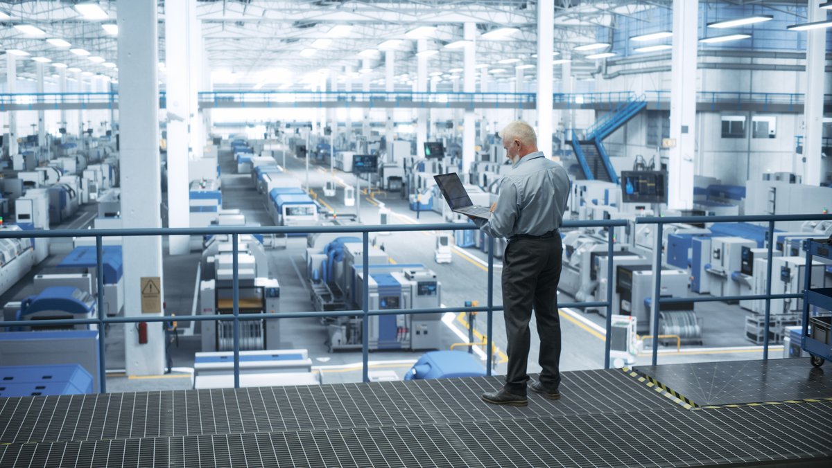 Global shifts, local impact: Manufacturing strategies in a changing ...