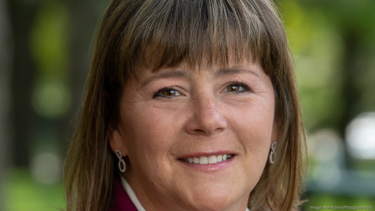 BST & Co. names Kristen Berdar leader of outsourced services - Albany ...