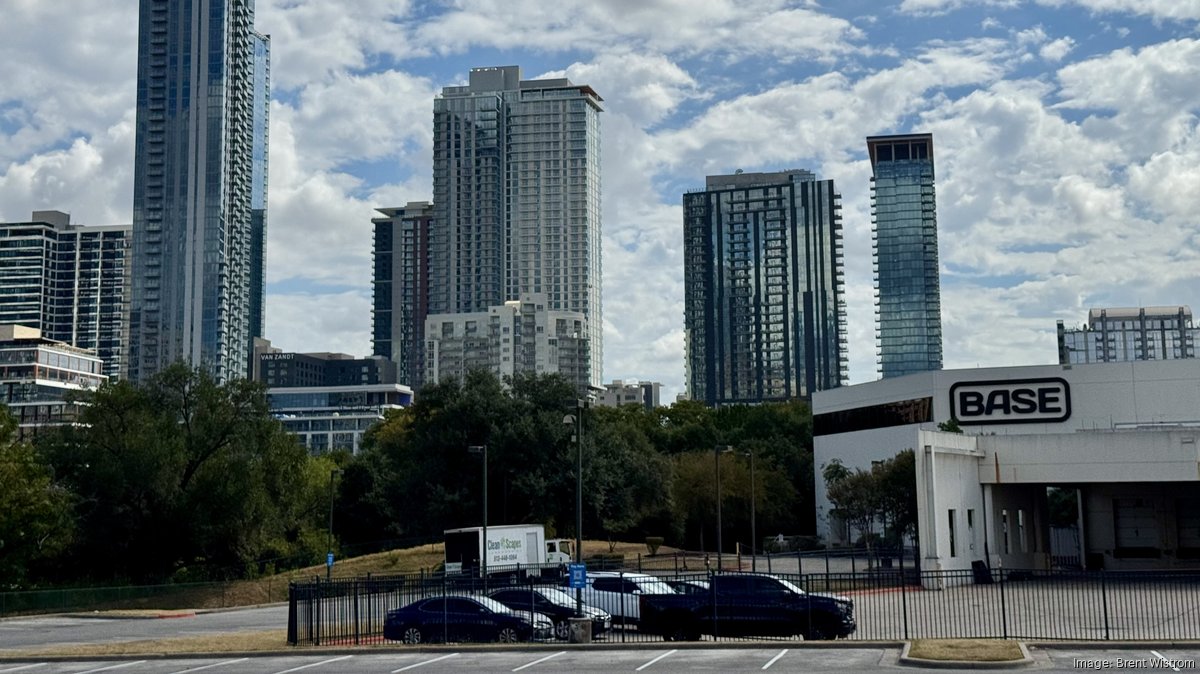 Base Power raises $1B for Austin factories - Austin Business Journal