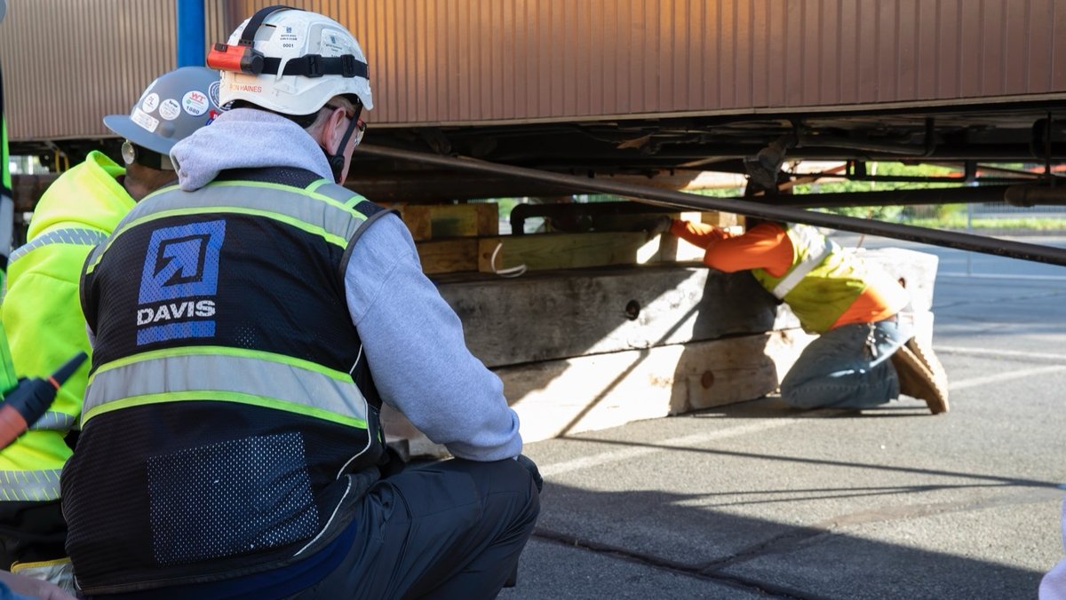 Skilled worker decline challenges industry: How construction companies can solve the 2025 ...