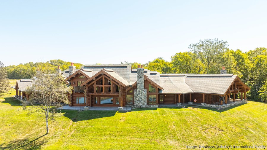 Saguaro Ranch: 189-acre estate hits auction block for first time ...