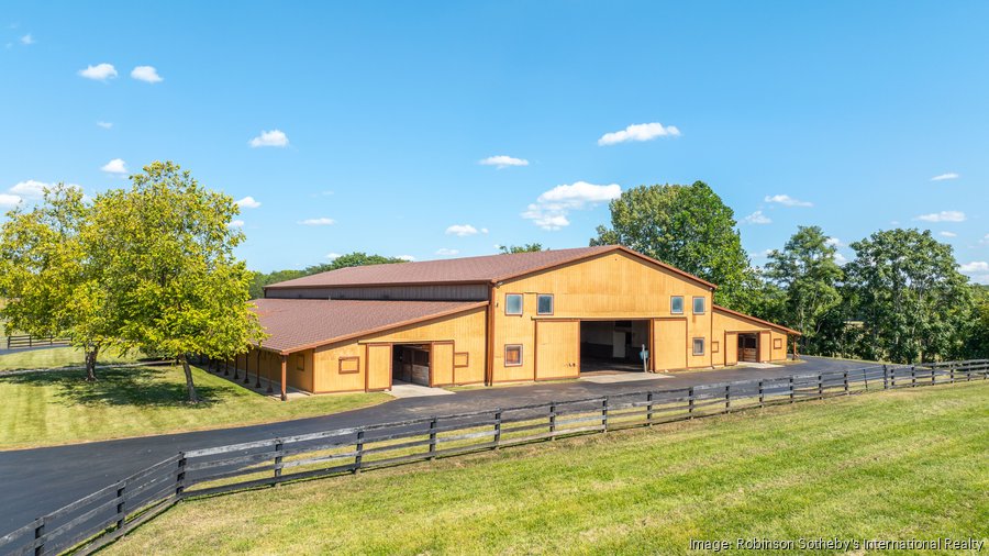 Saguaro Ranch: 189-acre estate hits auction block for first time ...