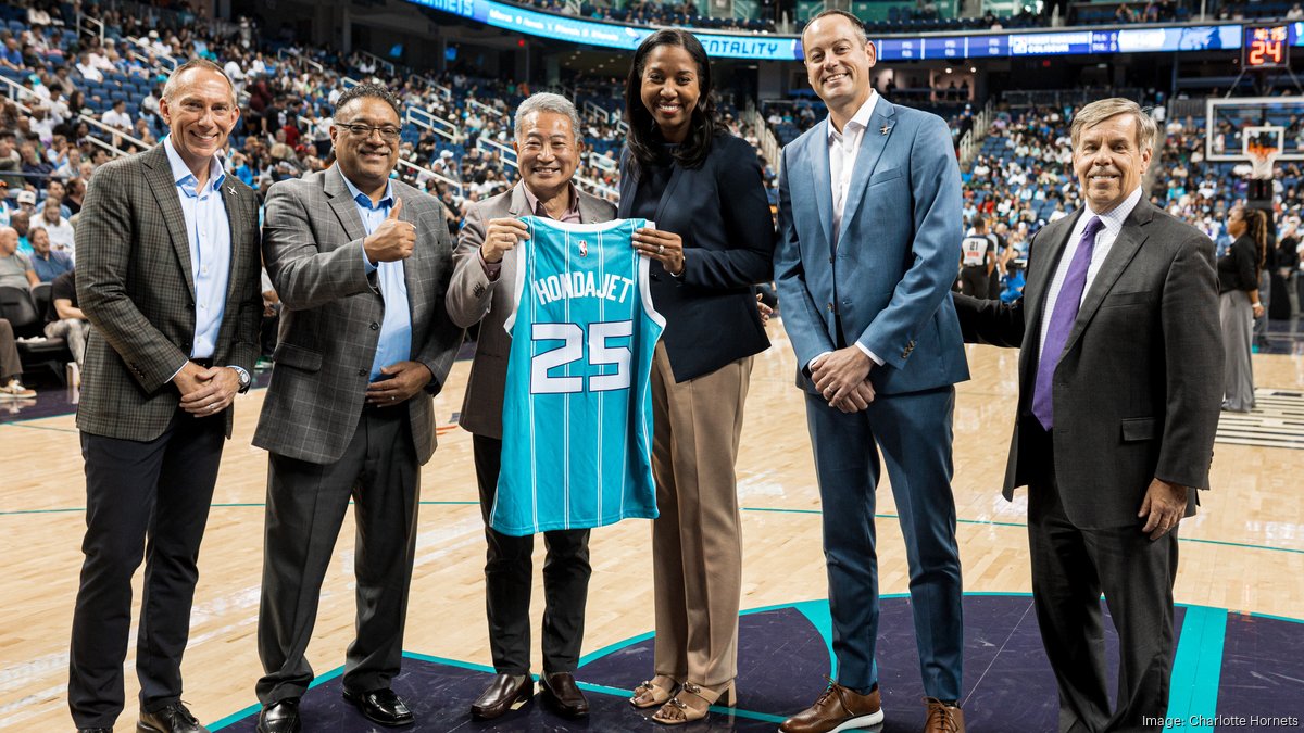 Honda Aircraft sponsors Hornets' new courtside club at Spectrum Center ...