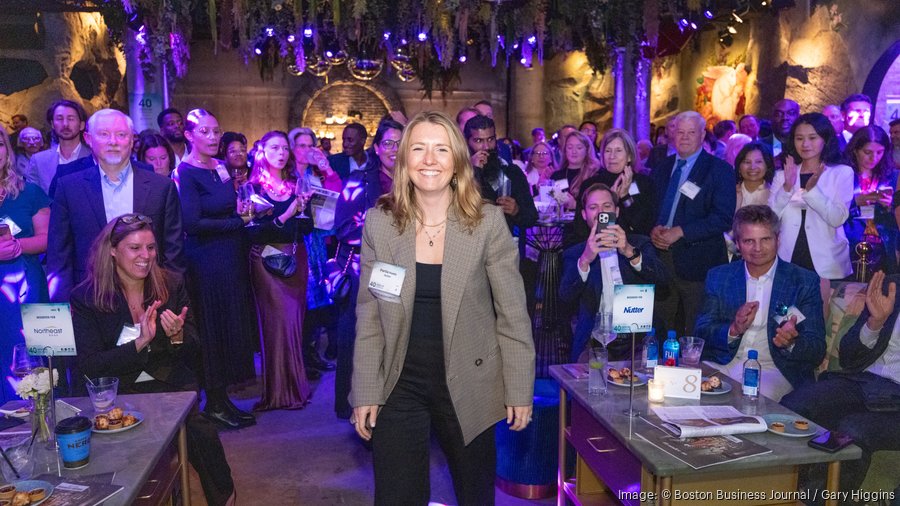 Photos of 40 Under 40 event to celebrate young professionals - Boston ...