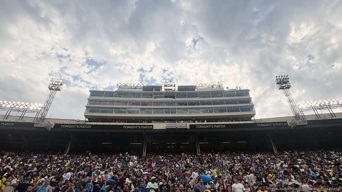 Record crowd flocks to Cotton Bowl to see Dallas Trinity - Dallas ...