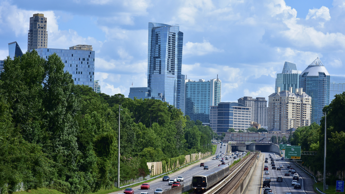 Overcoming traffic challenges: Atlanta's roadmap for climate-ready ...