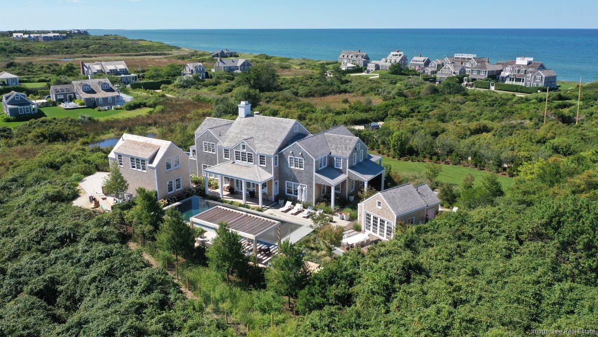 Home sale in Nantucket Cliff neighborhood Sachem Road among highest in ...