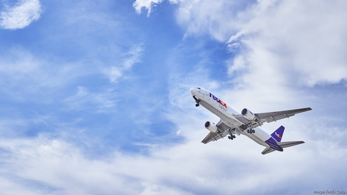 FedEx pilots ratify new contract through 2030 - Memphis Business Journal