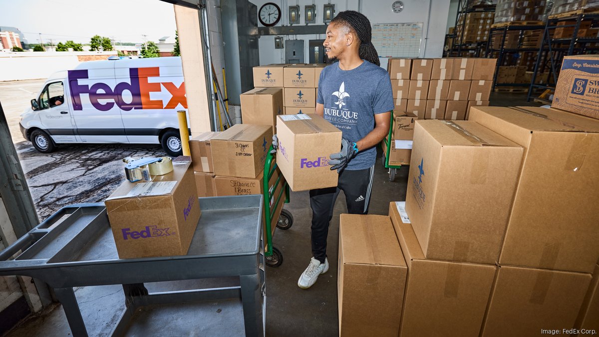 FedEx Dataworks partners with ServiceNow on AI supply chain tools ...