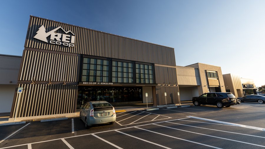 Walker Center redefines Beaverton’s retail landscape with REI’s Oregon ...